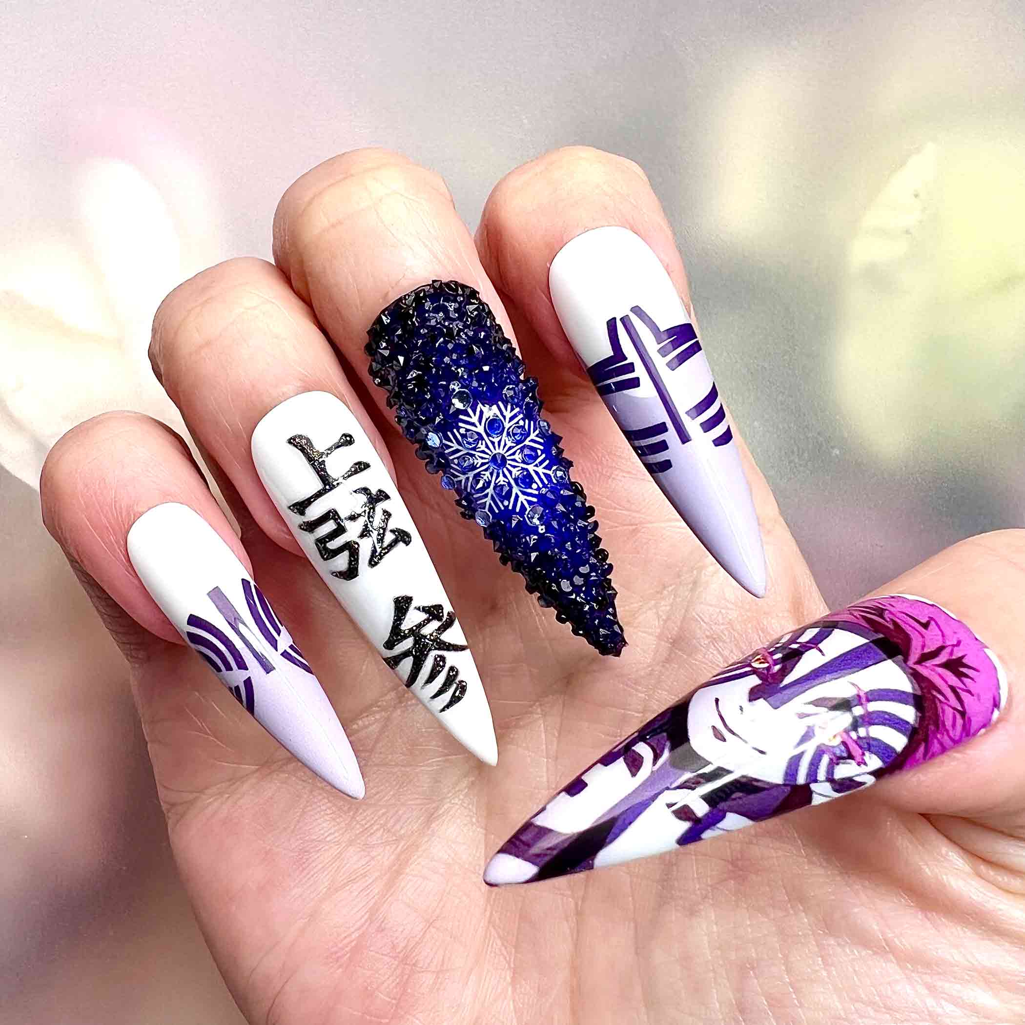 Akaza Snowflake Compass | Froni Nail